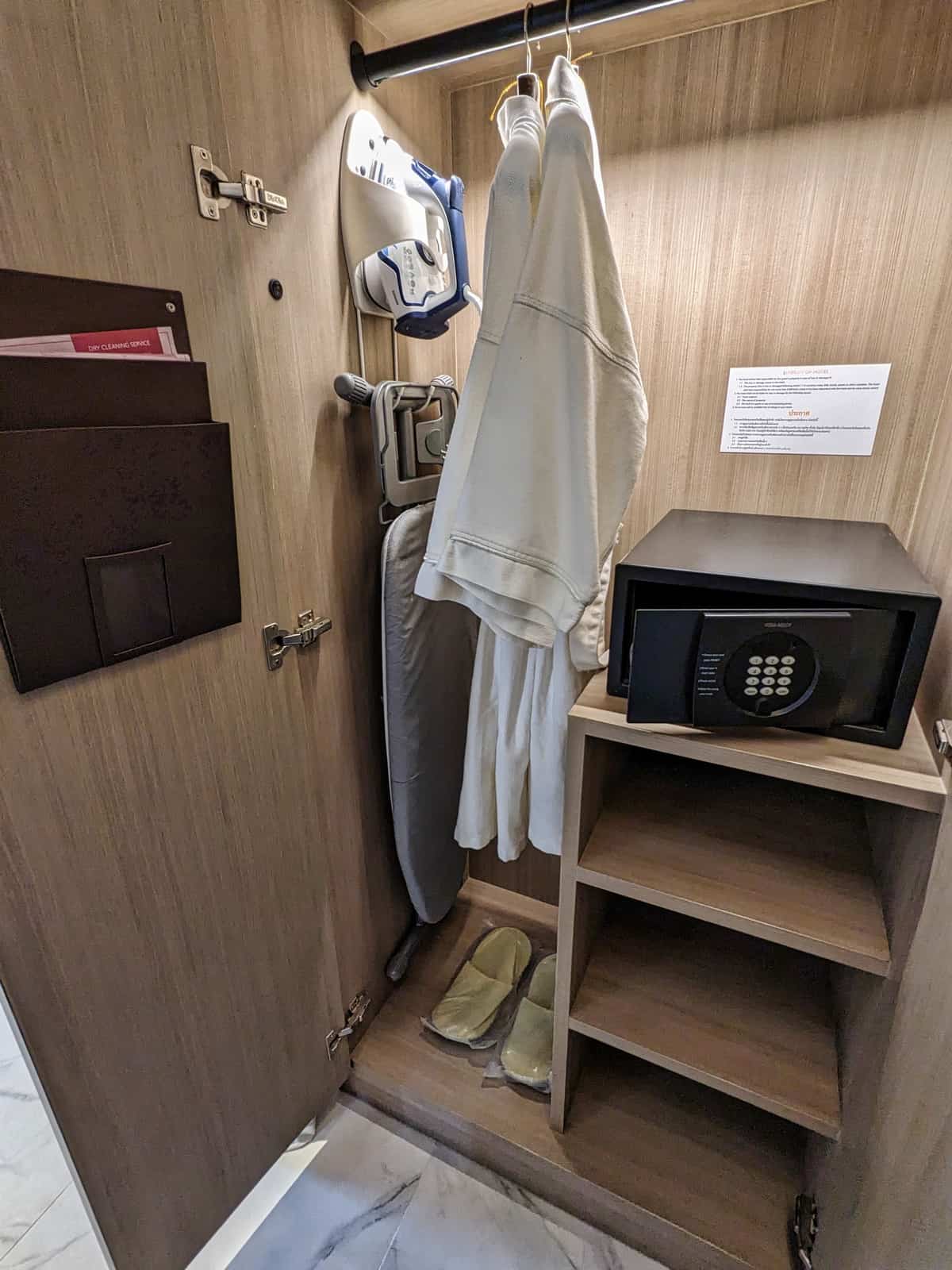 Club Premier Room at Amari Watergate Bangkok – TIMEtoMOSEY