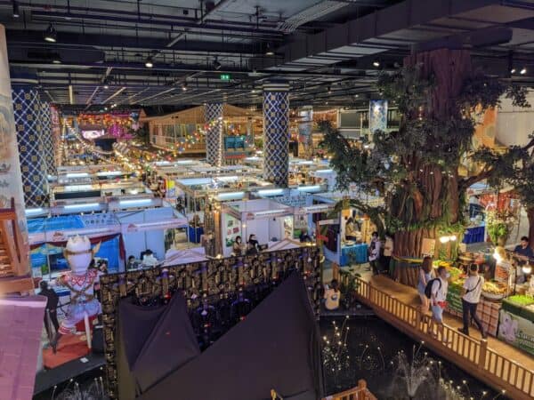 ICONSIAM Amazing SookSiam Celebration Food and Culture From 5 Regions ...