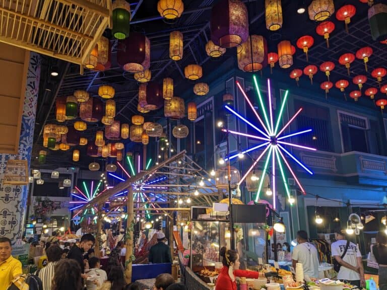 ICONSIAM Amazing SookSiam Celebration Food and Culture From 5 Regions ...