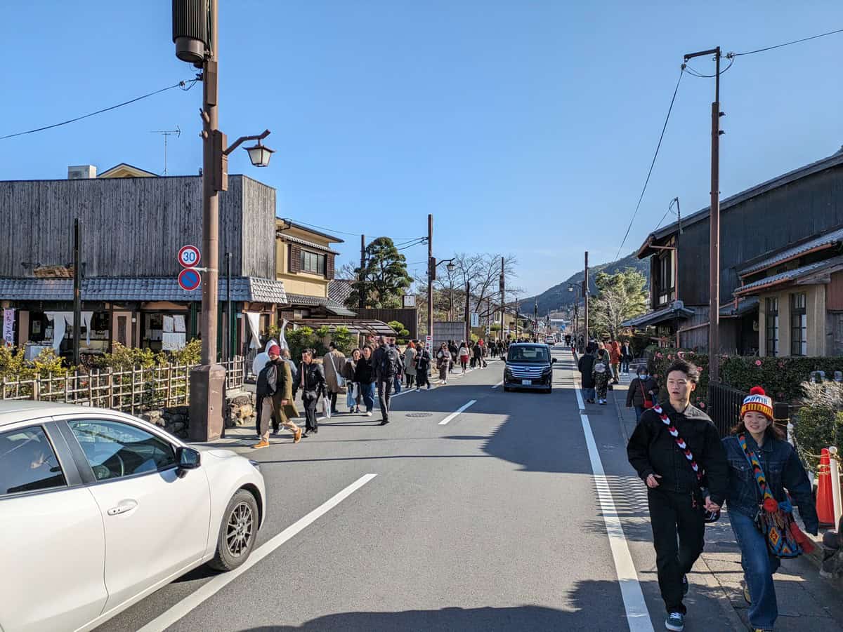 Walk Nagatsuji-dori Street at Arashiyama Village Kyoto – TIMEtoMOSEY